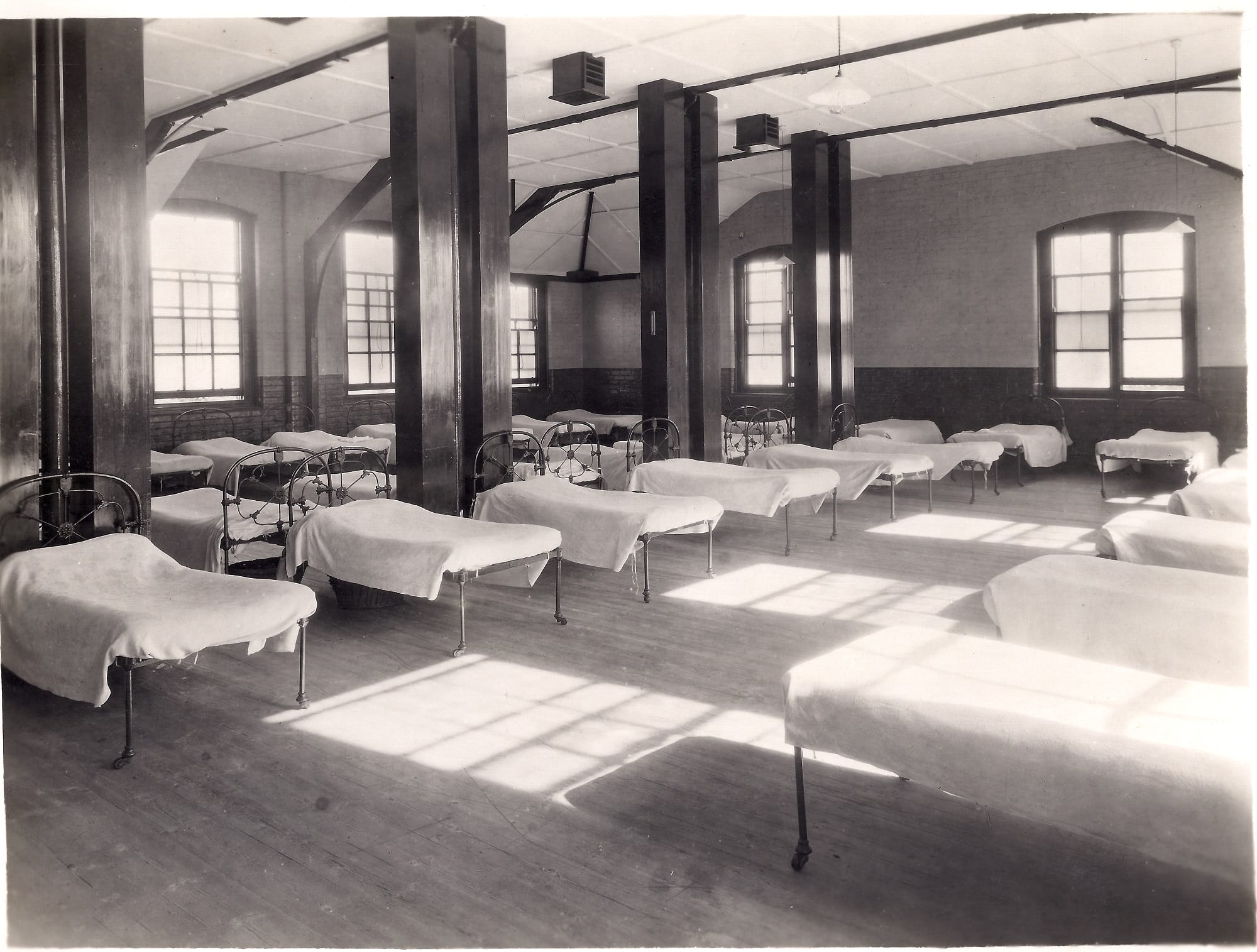 Bed from the Foundling Hospital - Foundling Museum